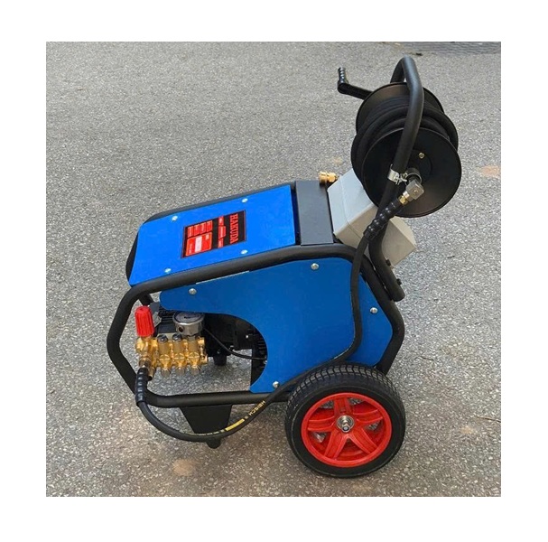 Máy rửa xe áp lực cao 3KW Hakuda MRXCAHKD3500-T